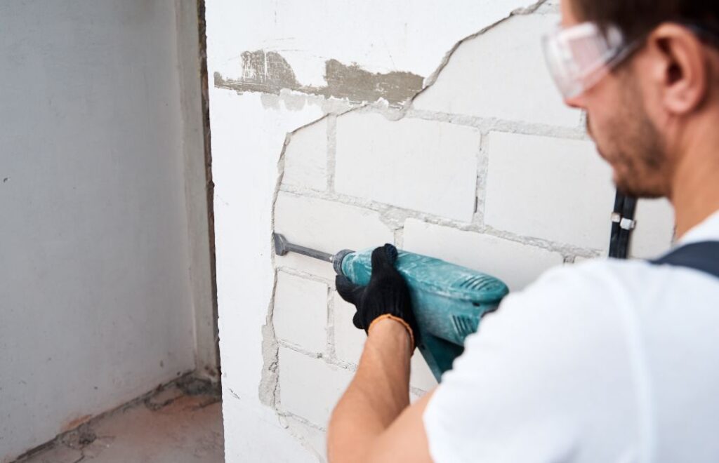 Selective Deconstruction - PRO Demolition Toronto